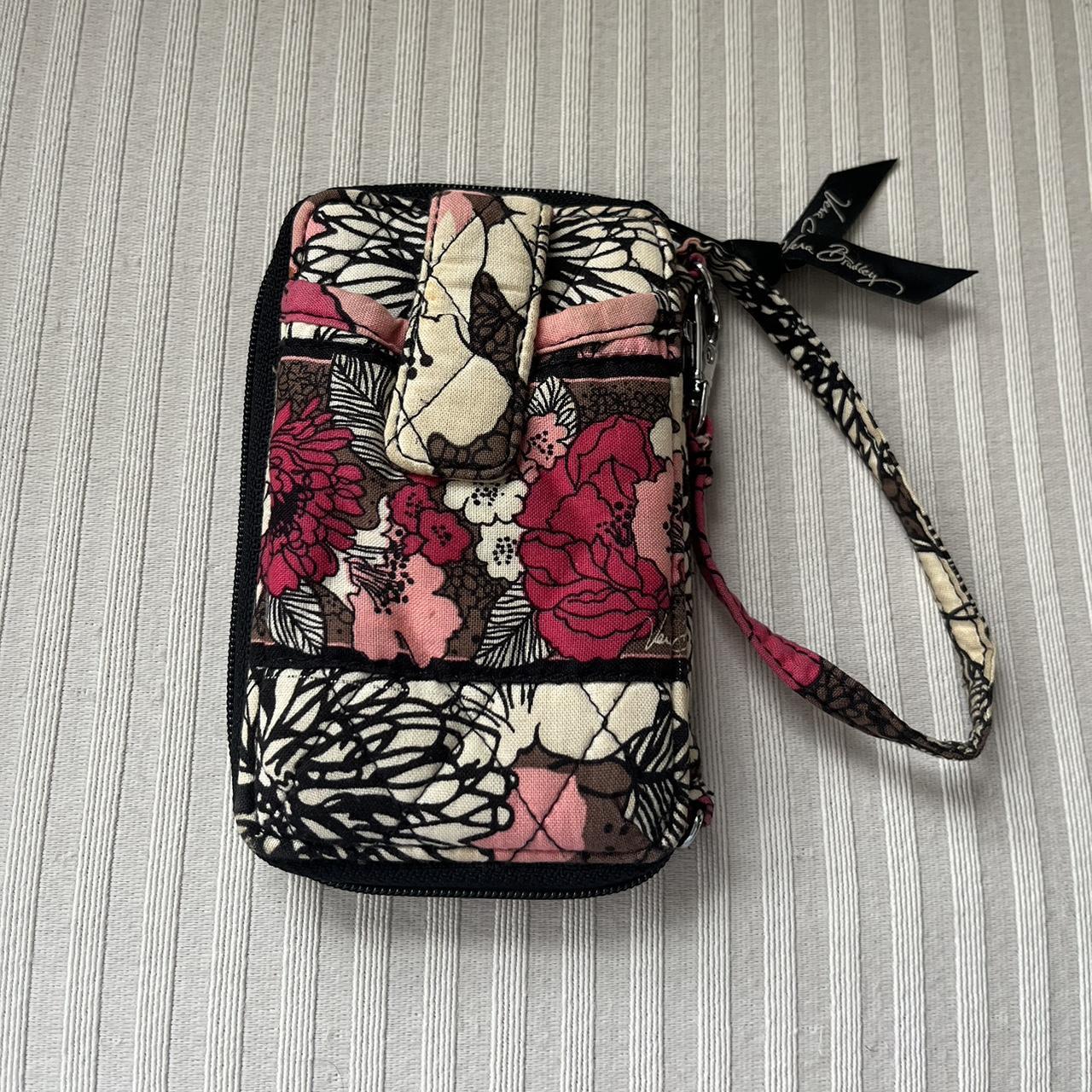 Vera Bradley wallet Length: 5 1/2 inches Width: 3... - Depop
