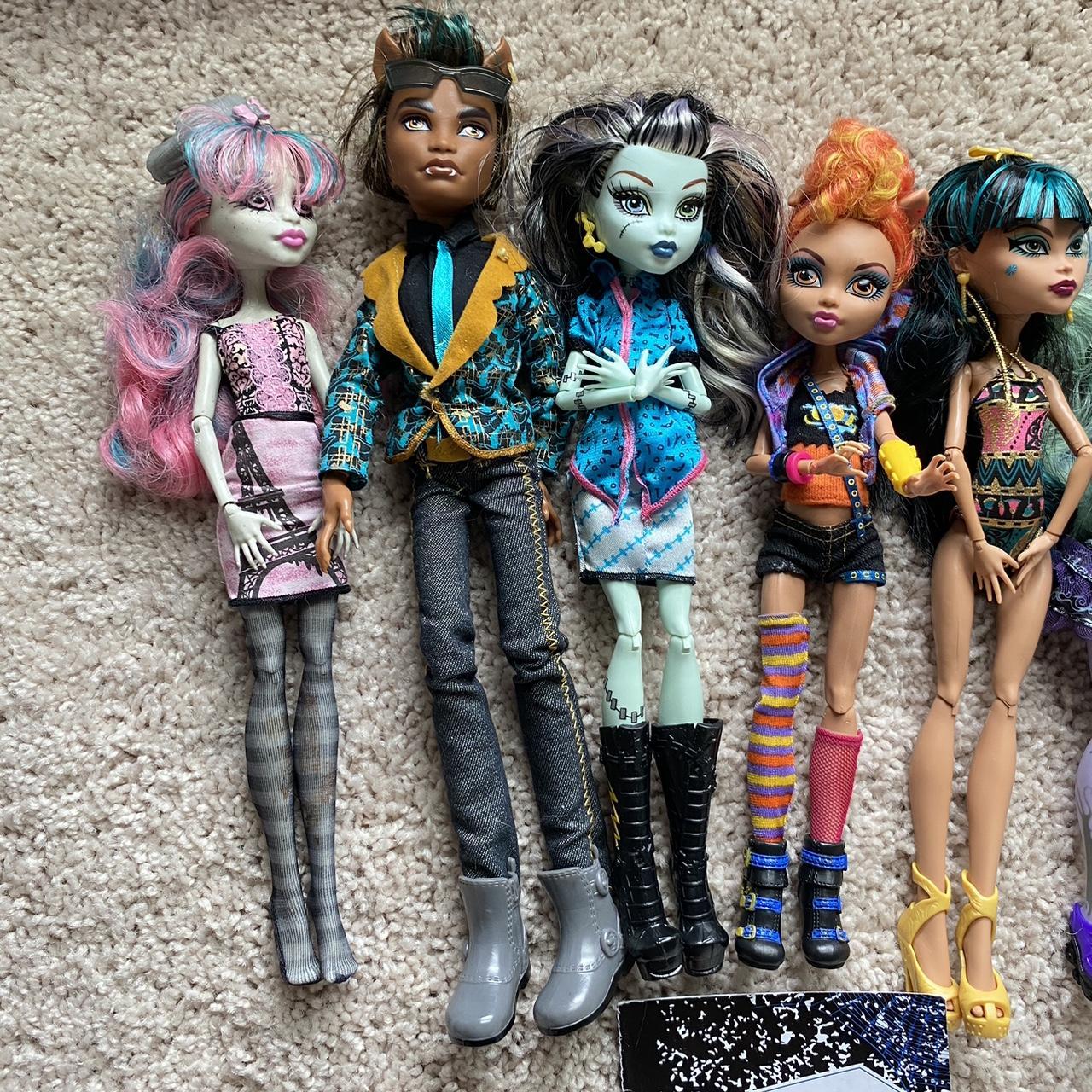 Willing to Separate dolls! Assorted g1 Monster High... | Depop