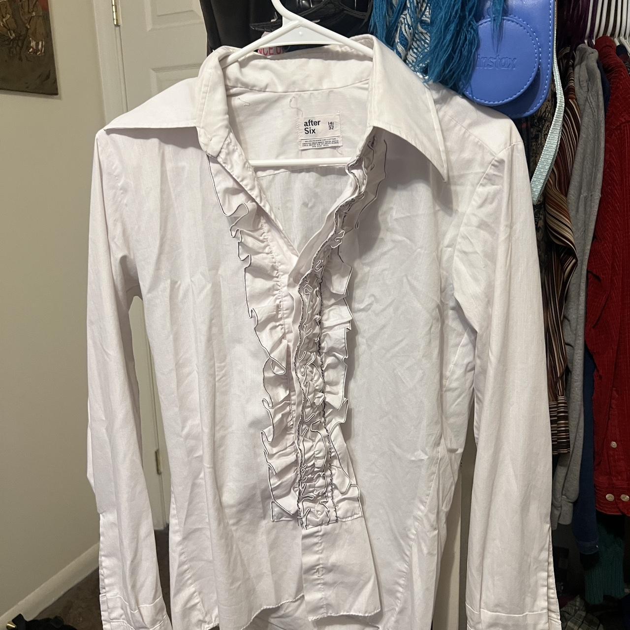 White ruffled shirt with a collar with flared... - Depop