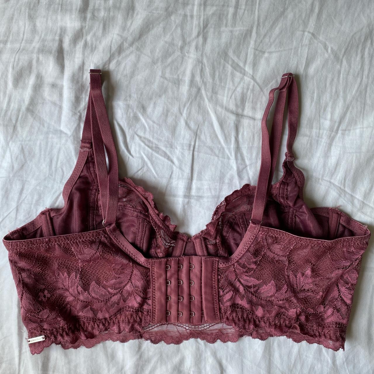 La Vie en Rose Women's Purple and Pink Bra | Depop