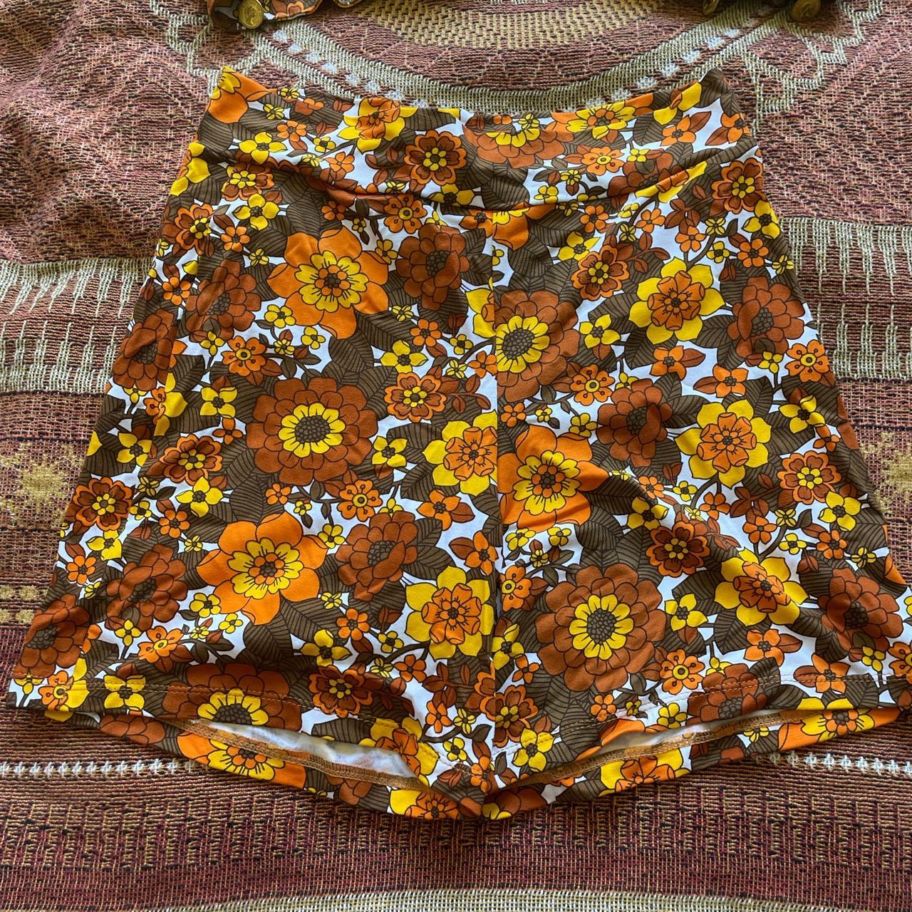 Her Pony the Label set Size 12 shorts and size 12... - Depop