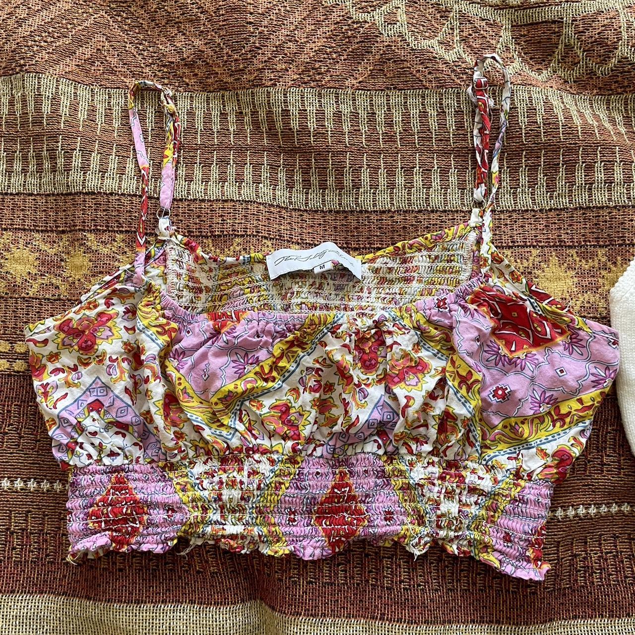 The Salty Blonde crop bundle Both such beautiful... - Depop