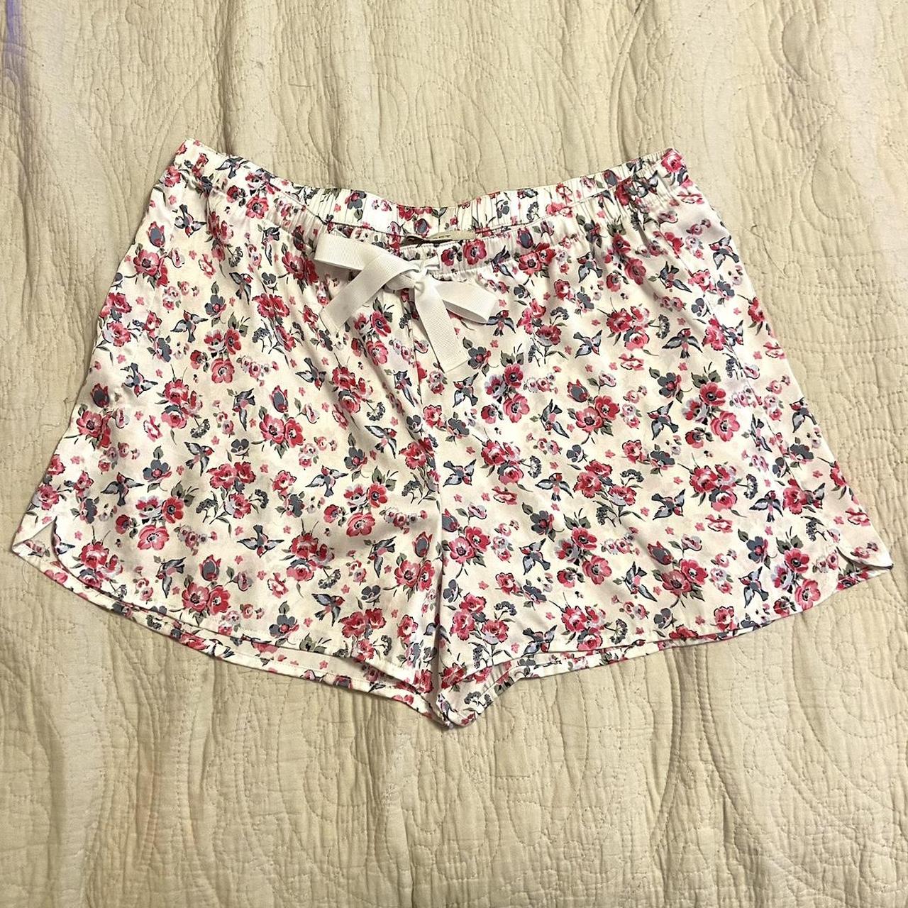 -floral pajama shorts -size medium -super comfy and... - Depop
