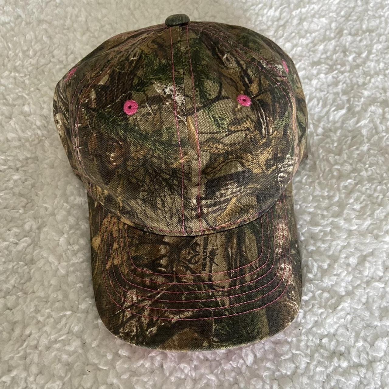 -pink camouflage/realtree hat -adjustable velcro back - Depop