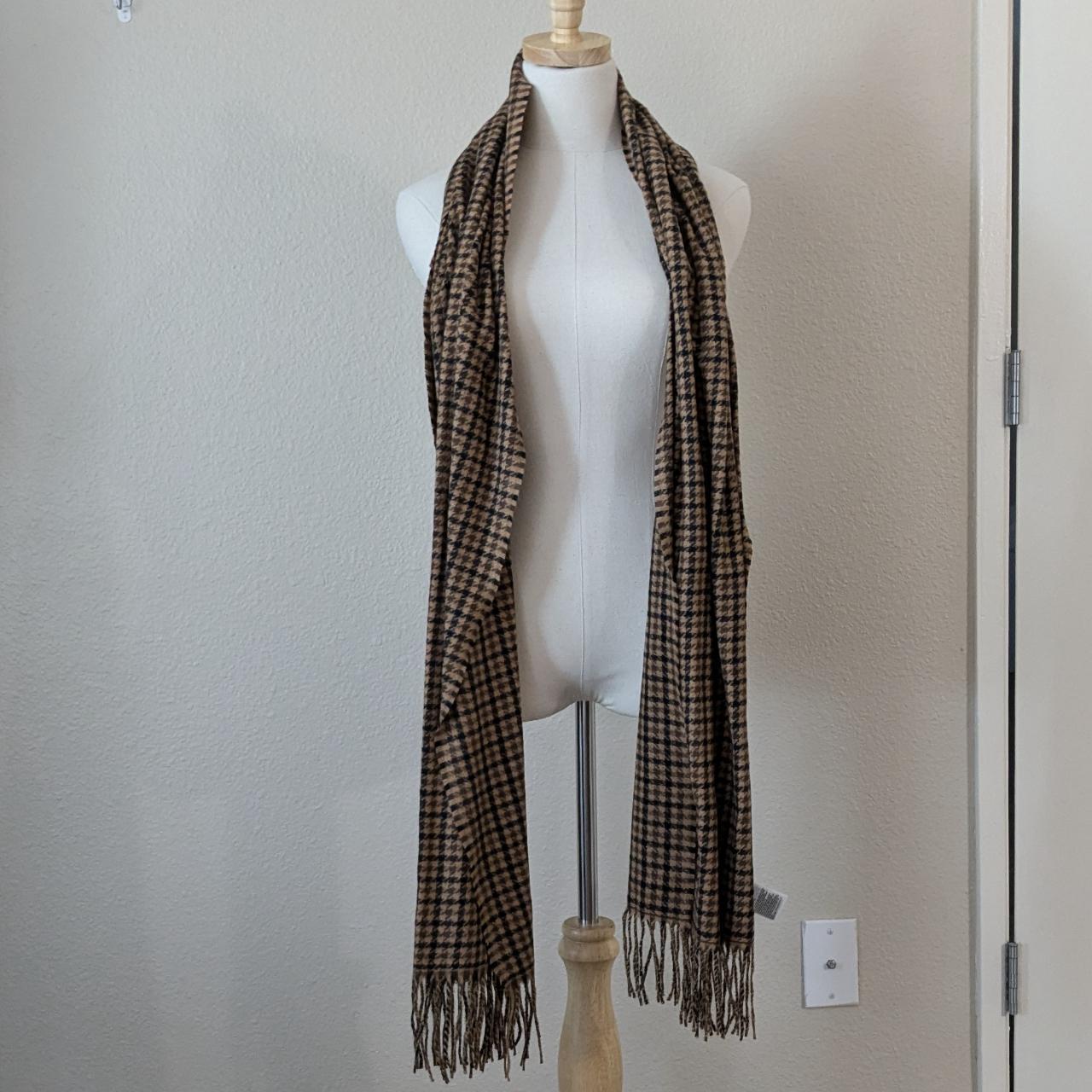 Brown Gap houndstooth scarf Length: 80" (excluding... - Depop
