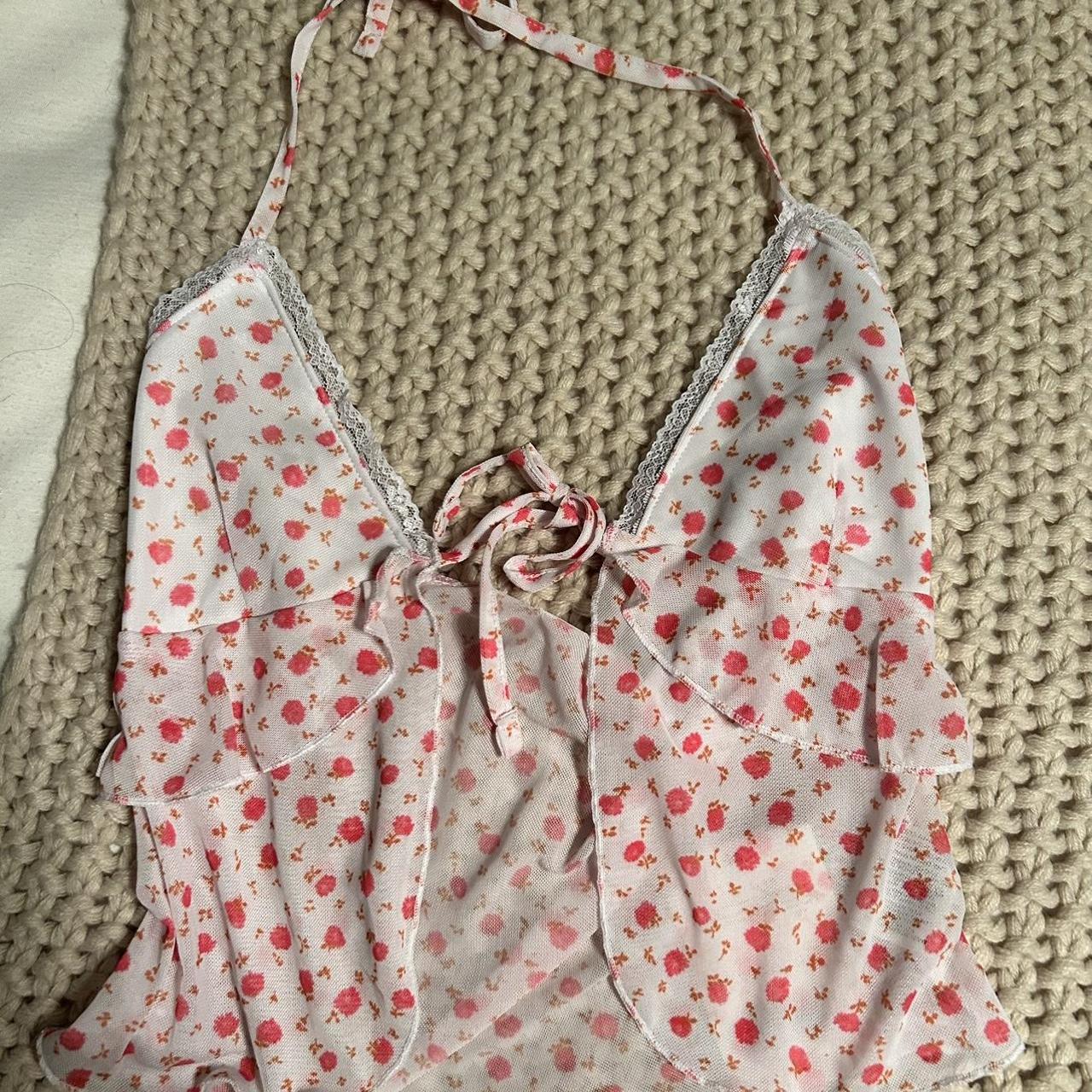 Glassons halter top never worn with tag size small - Depop