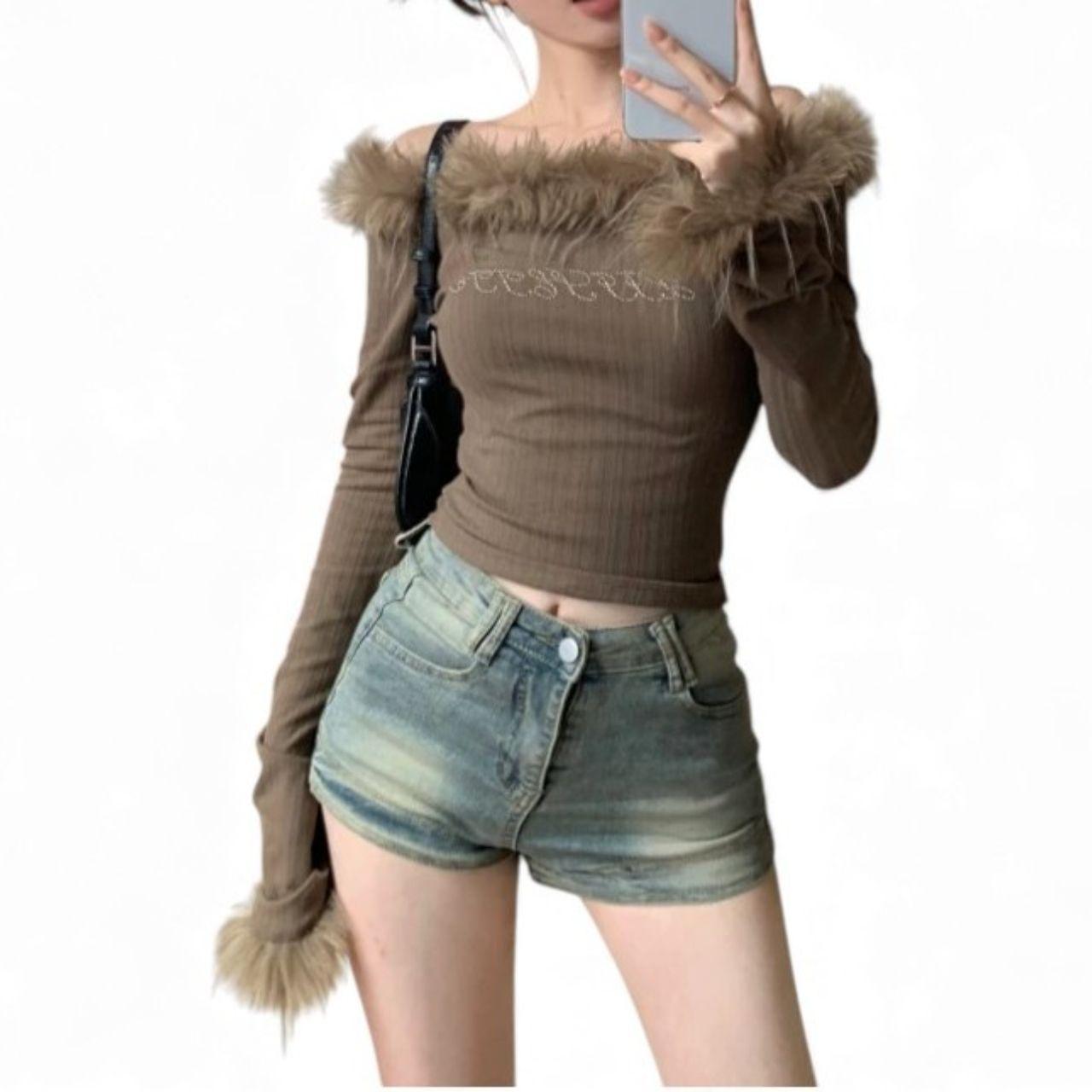 Super cute and trendy brown off-shoulder fur trim... | Depop