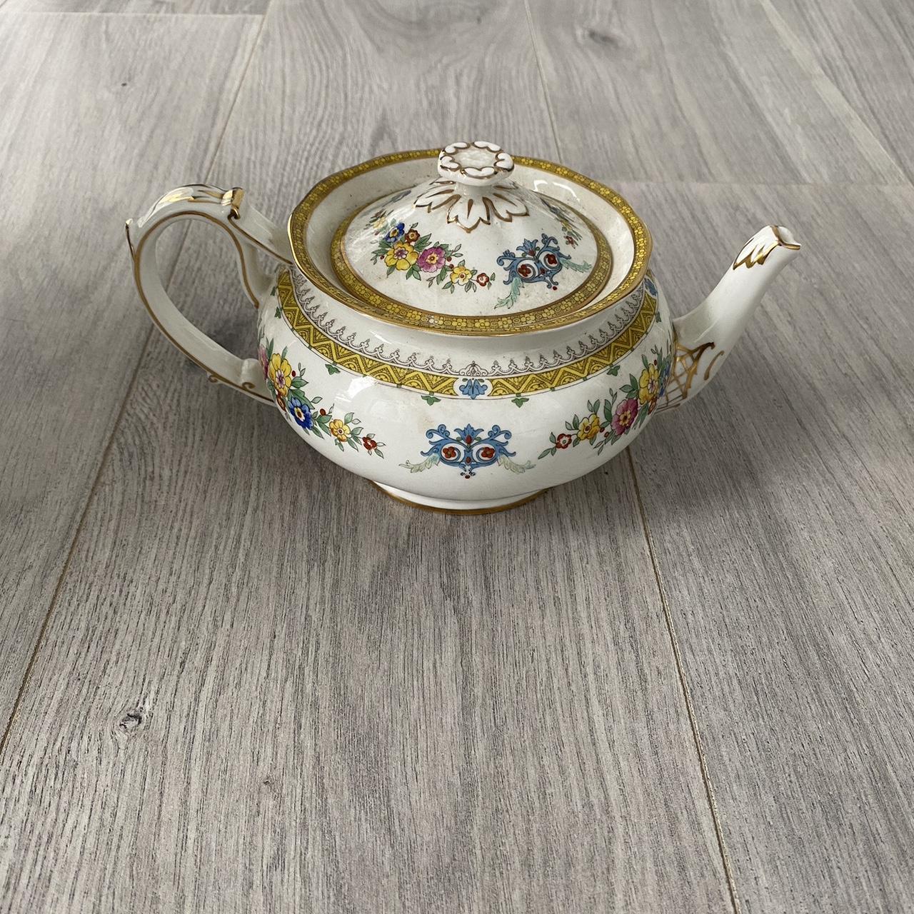 Paragon floral teapot with lid... - Depop