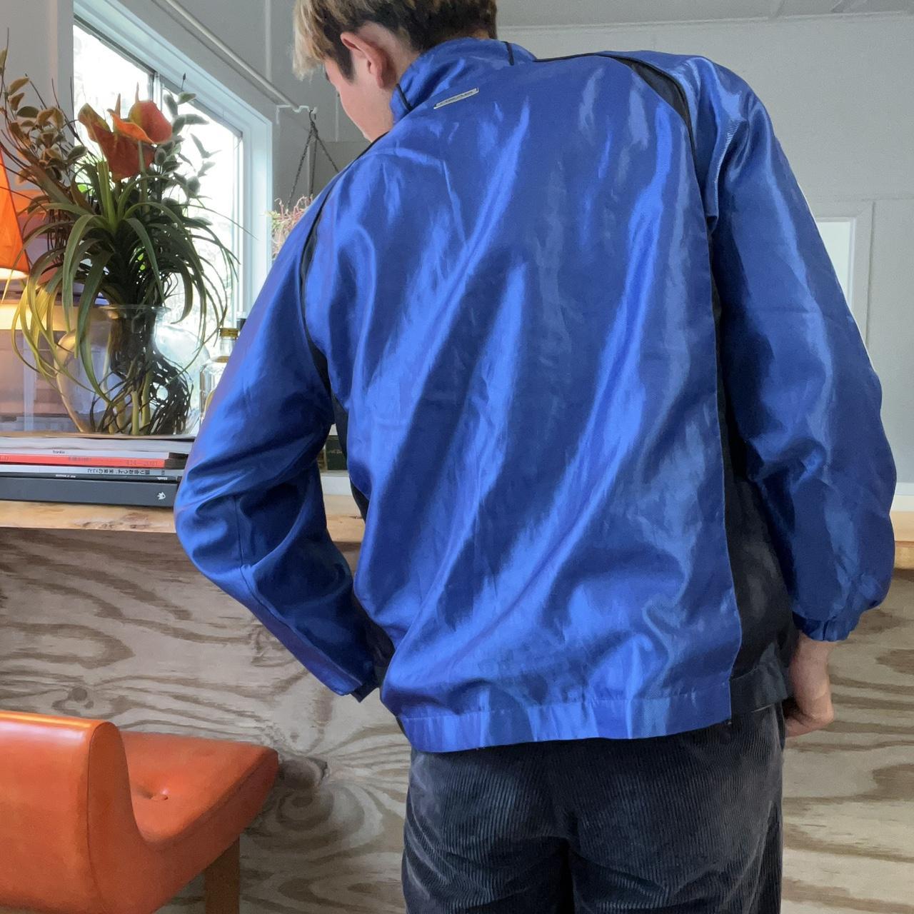 HEAD vintage jacket -cropped waist & baggy chest... - Depop