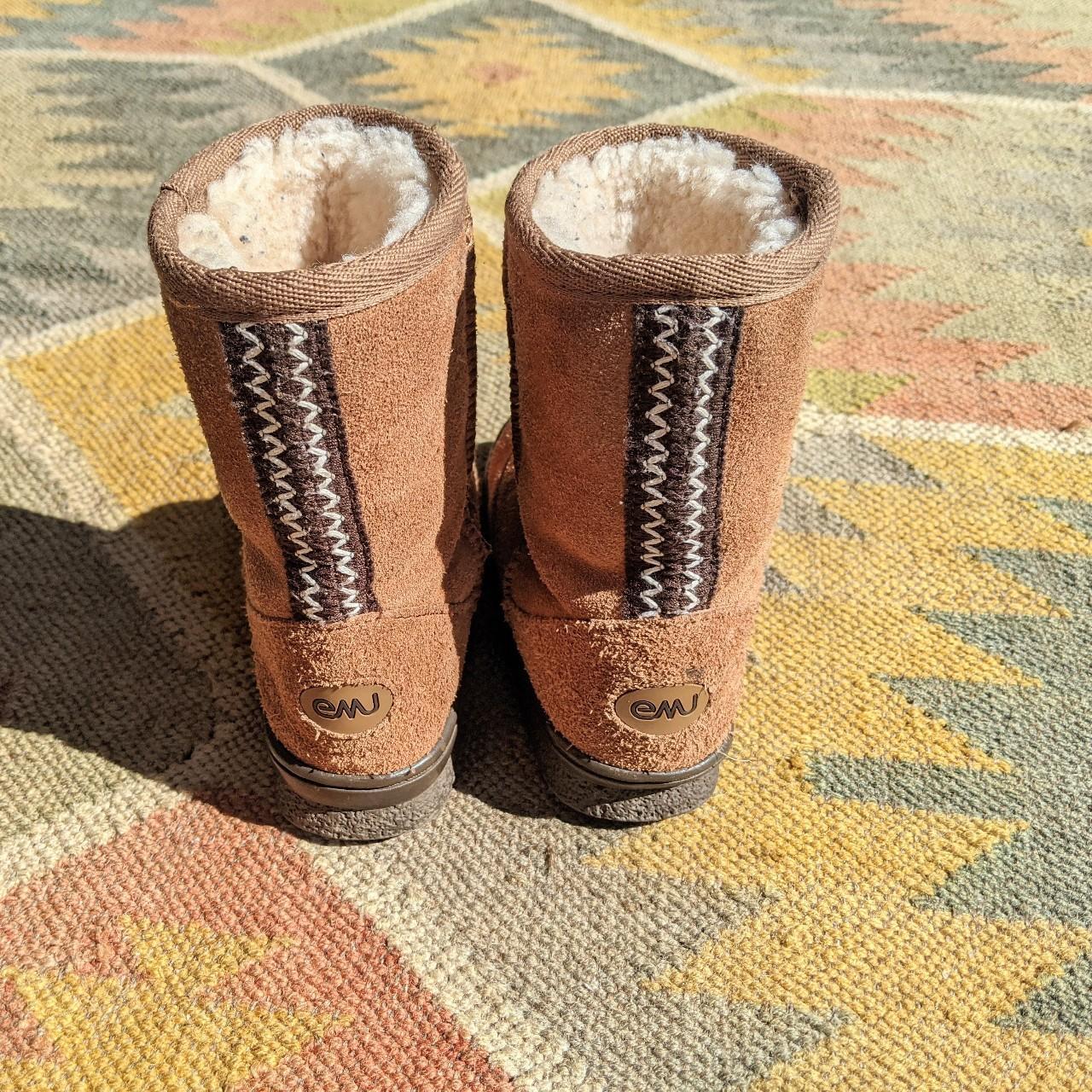 Kids Emu Ugg Boots Bushranger Lo size 9. RRP... - Depop