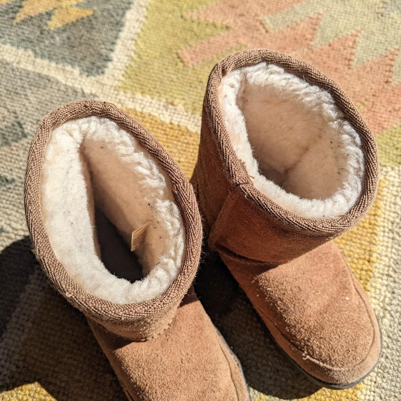 Kids Emu Ugg Boots Bushranger Lo size 9. RRP... - Depop