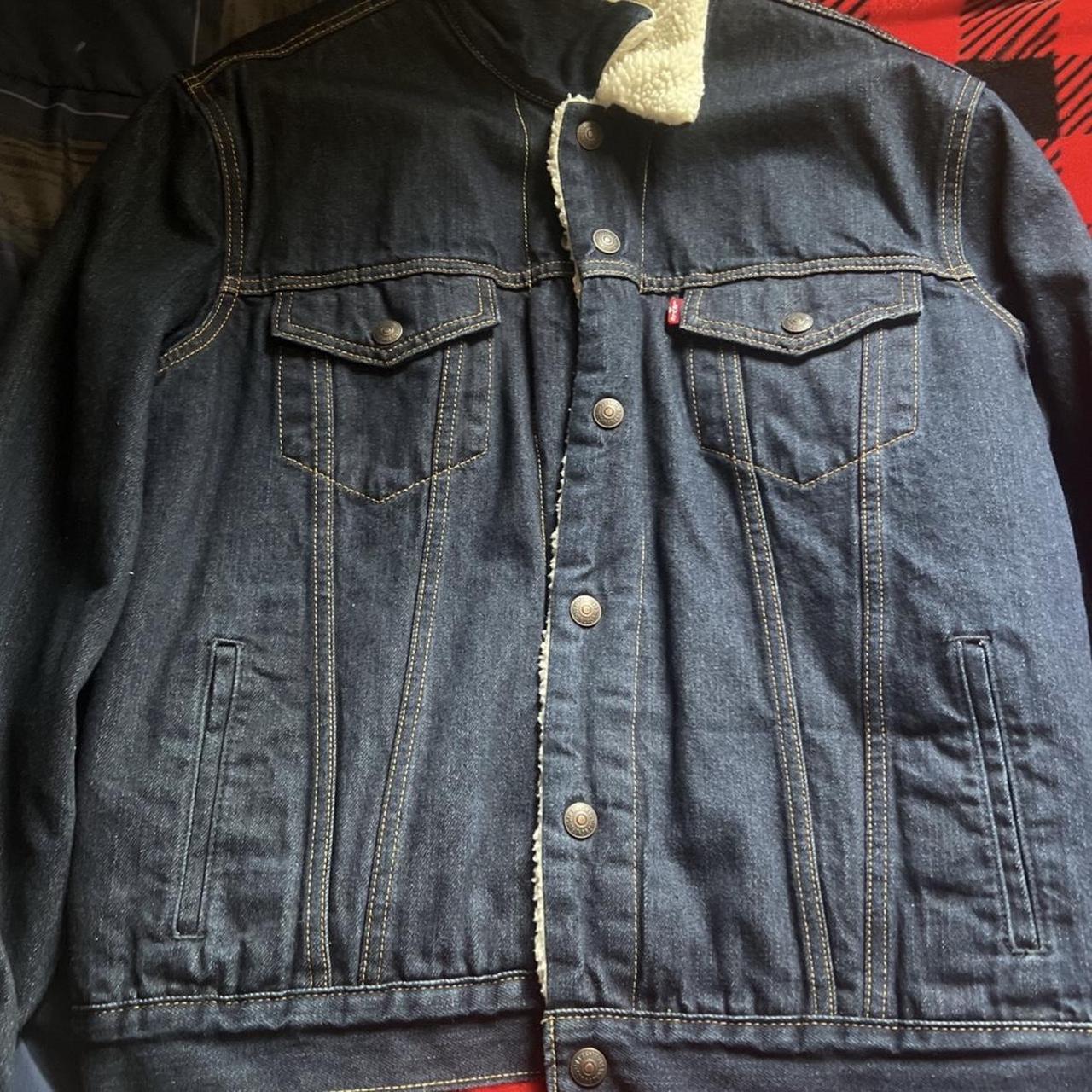Levi’s coat - Depop
