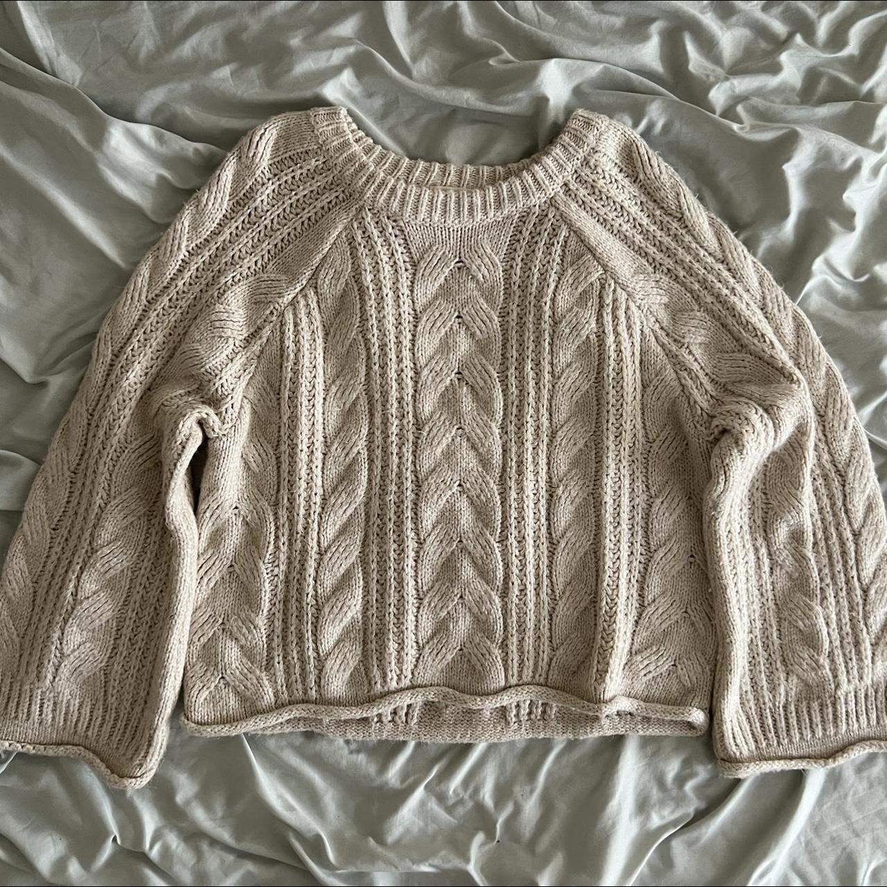 Universal Thread Target Brand cable knit sweater 🤍... - Depop