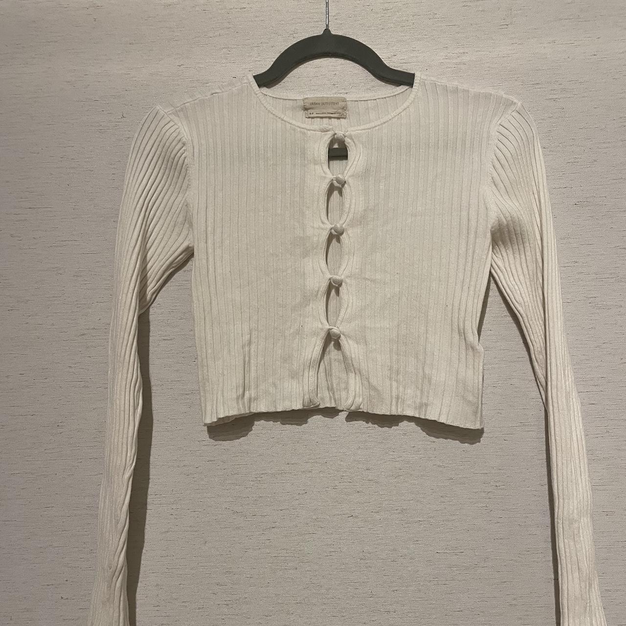 Super cute white button up shirt. It just doesn’t... - Depop