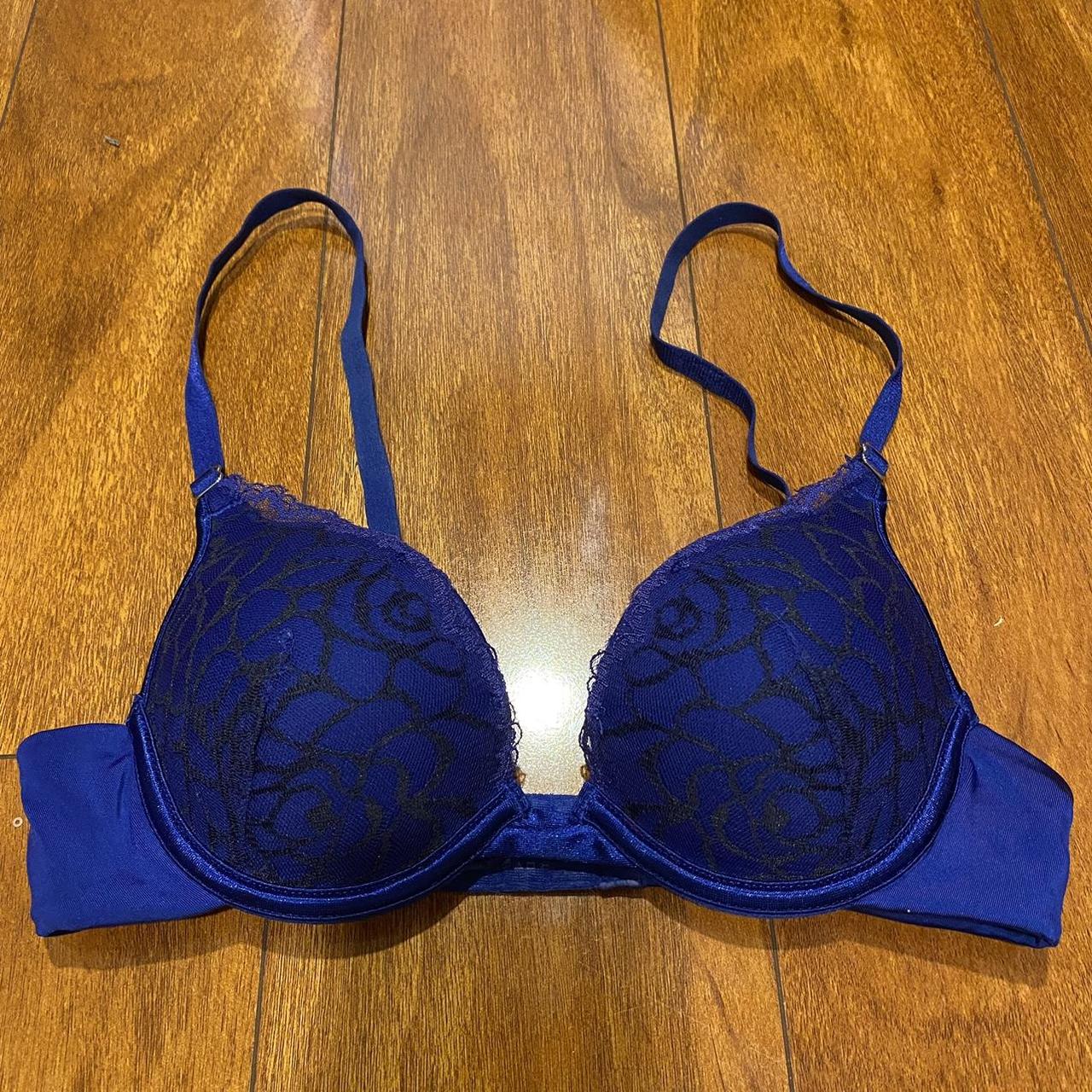 Lily of France Blue Lace Women’s Push Up Bra (32A)... - Depop