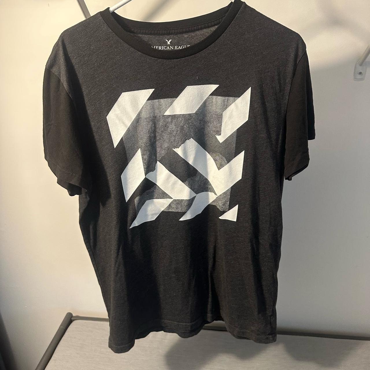 American Eagle Large Black & Grey Graphic Tee.... - Depop
