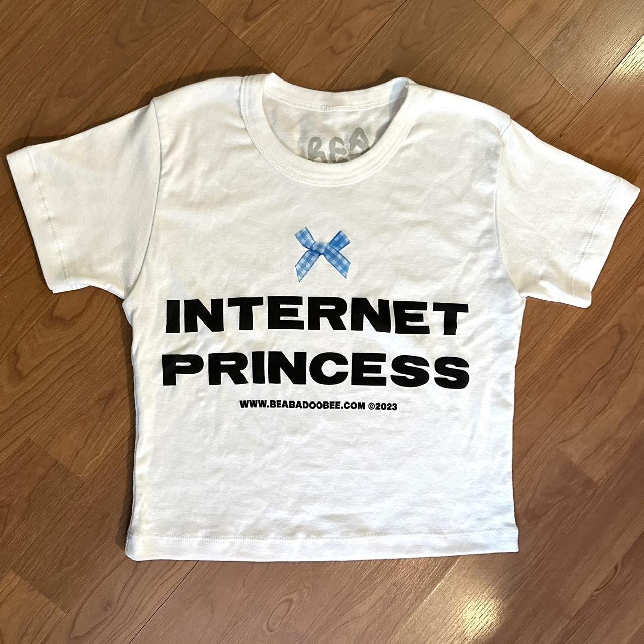 *NEW* Beabadoobee baby tee Internet Princess... - Depop