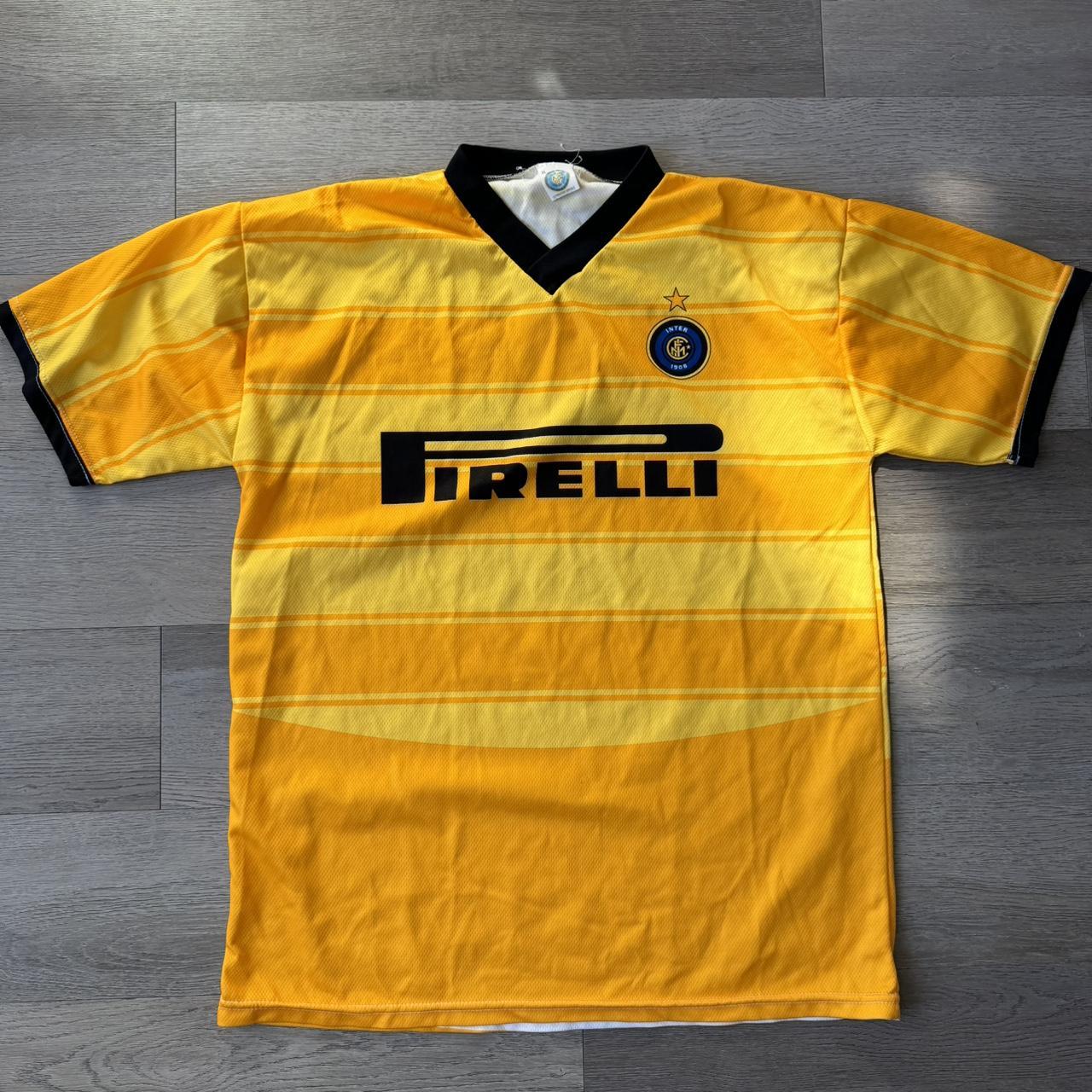 Vintage Inter Milán Stankovic Jersey Size:... - Depop