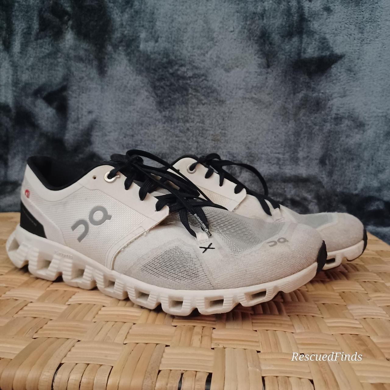 On Running Cloud X Running Shoes Women's 8 Women's... - Depop