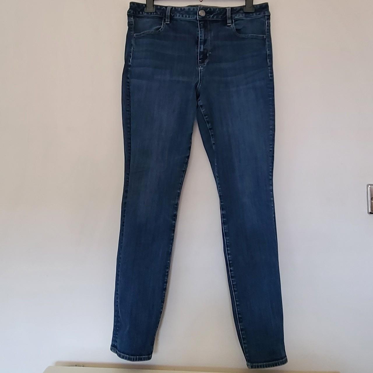 Blue high rise jeggings from American Eagle... - Depop