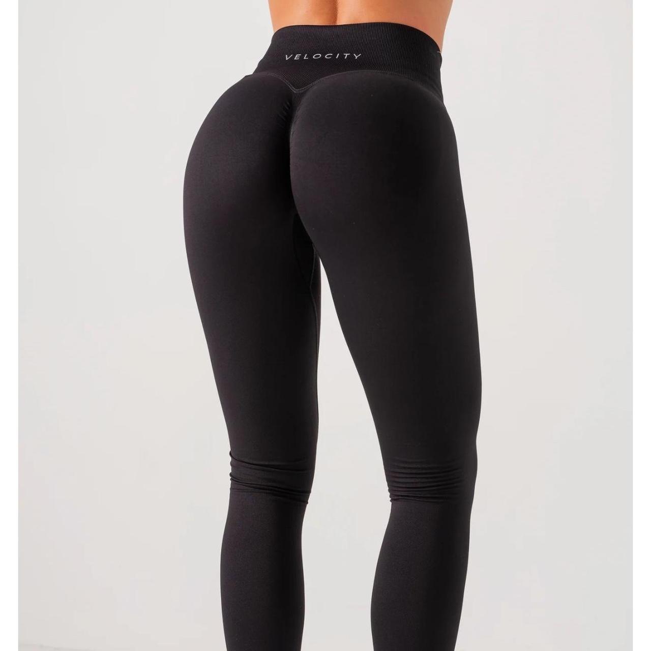 Velocity Ultimate Seamless scrunch leggings Size... | Depop