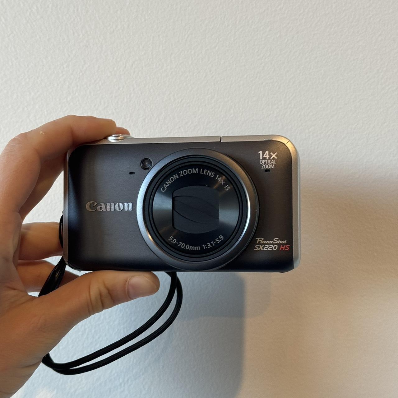 Canon PowerShot SX220 HS 12.1MP 14X Zoom Compact... - Depop