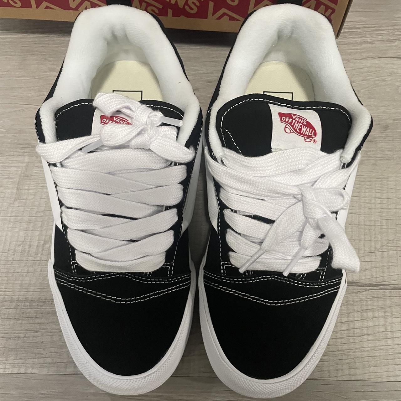 Knu skool vans black/white Size 8 Never worn... - Depop