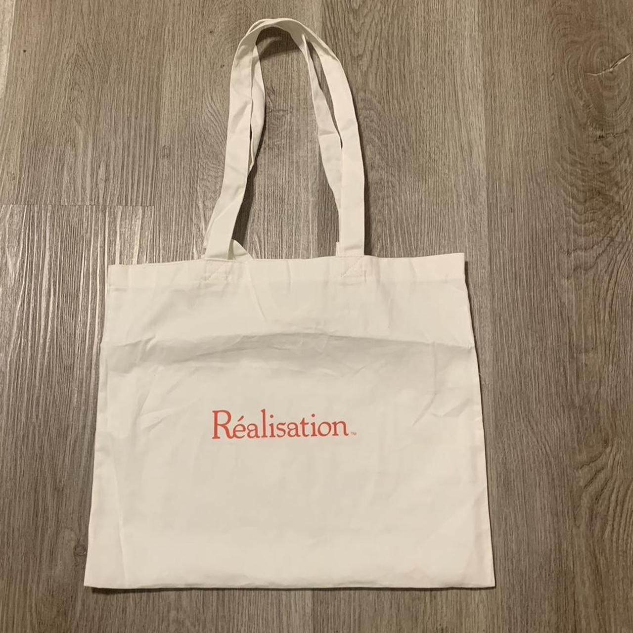 Réalisation par tote bag Two different strap sizes... - Depop