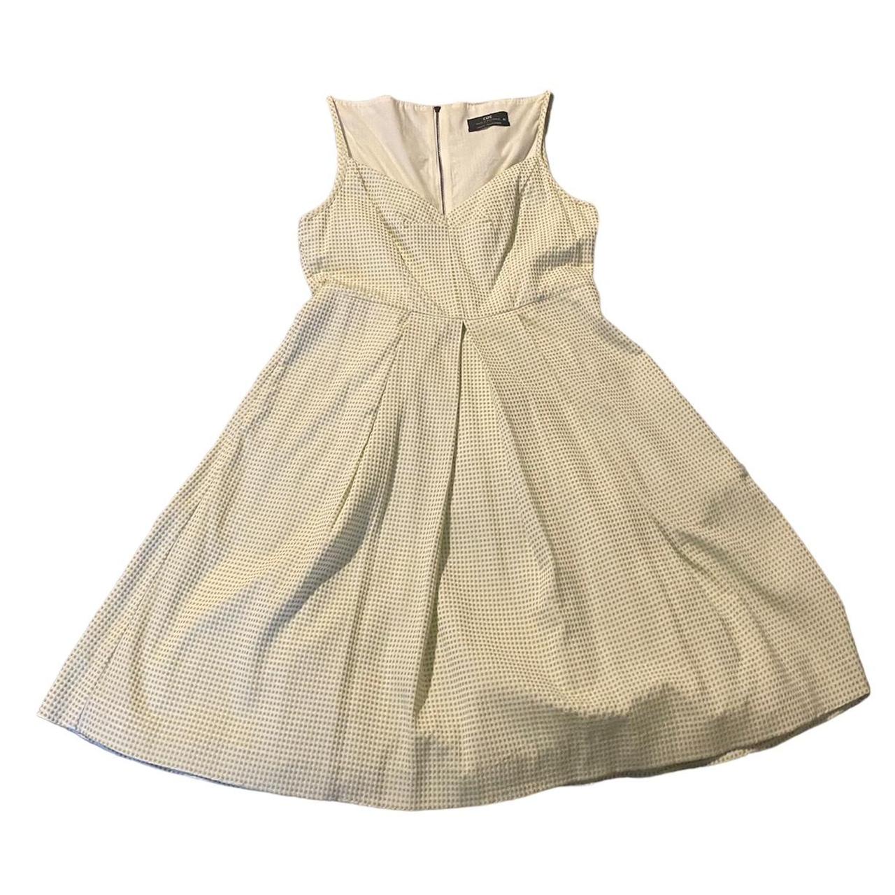 CHECK OUT THE 50% OFF SALE ON MY PAGE Cue... - Depop