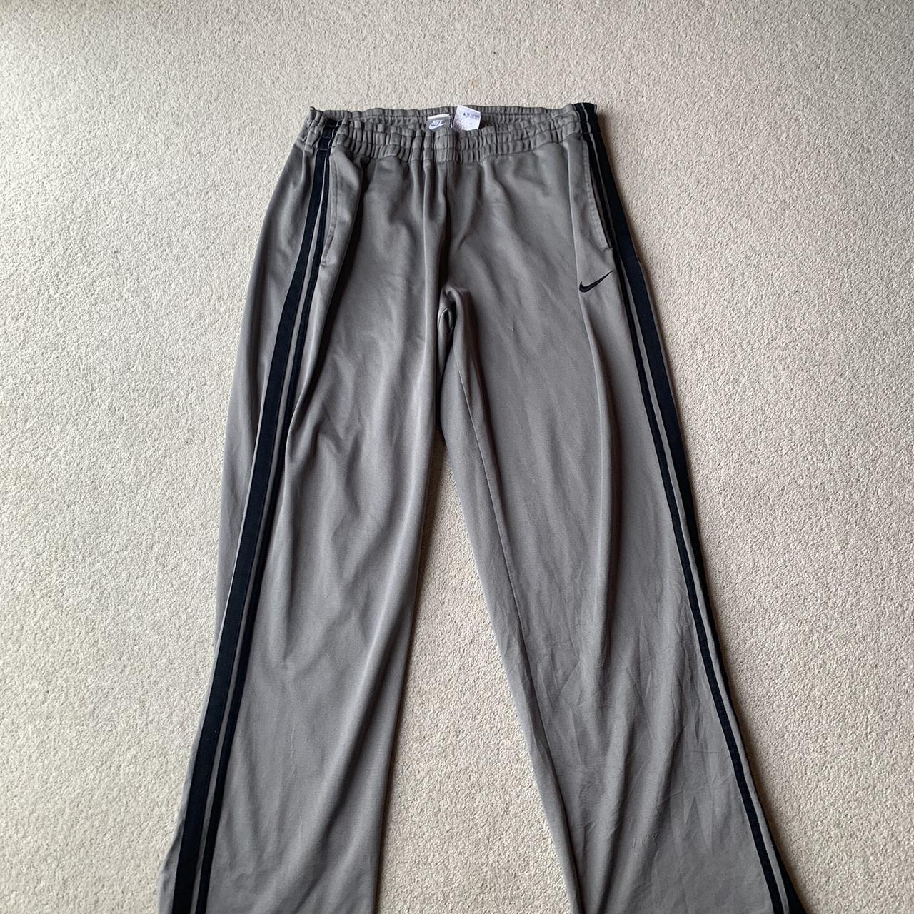 Vintage Grey Nike Pants only worn a few times dont... - Depop