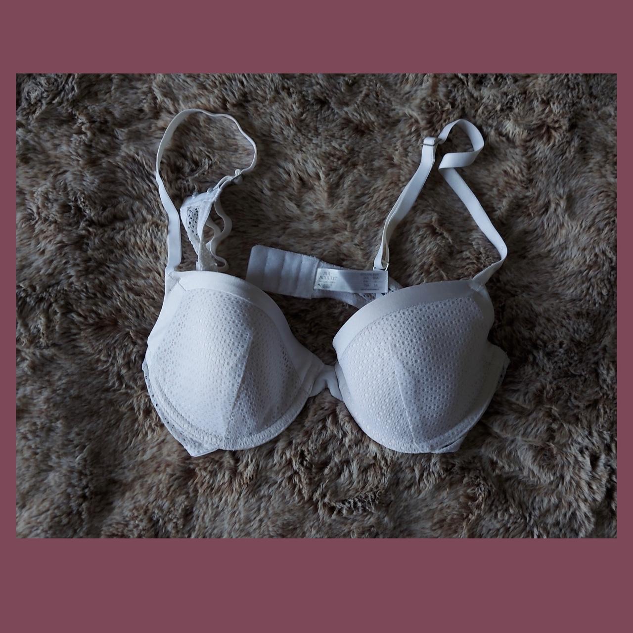 Primark Women's White Bra | Depop