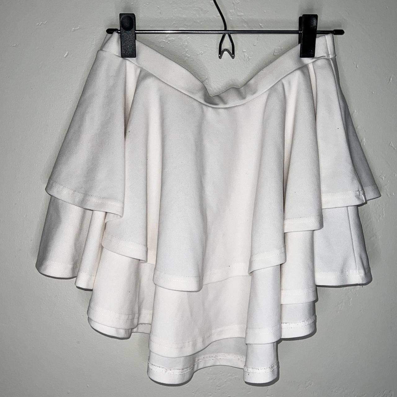 White flowy skirt perfect for spring looks. No tags... - Depop