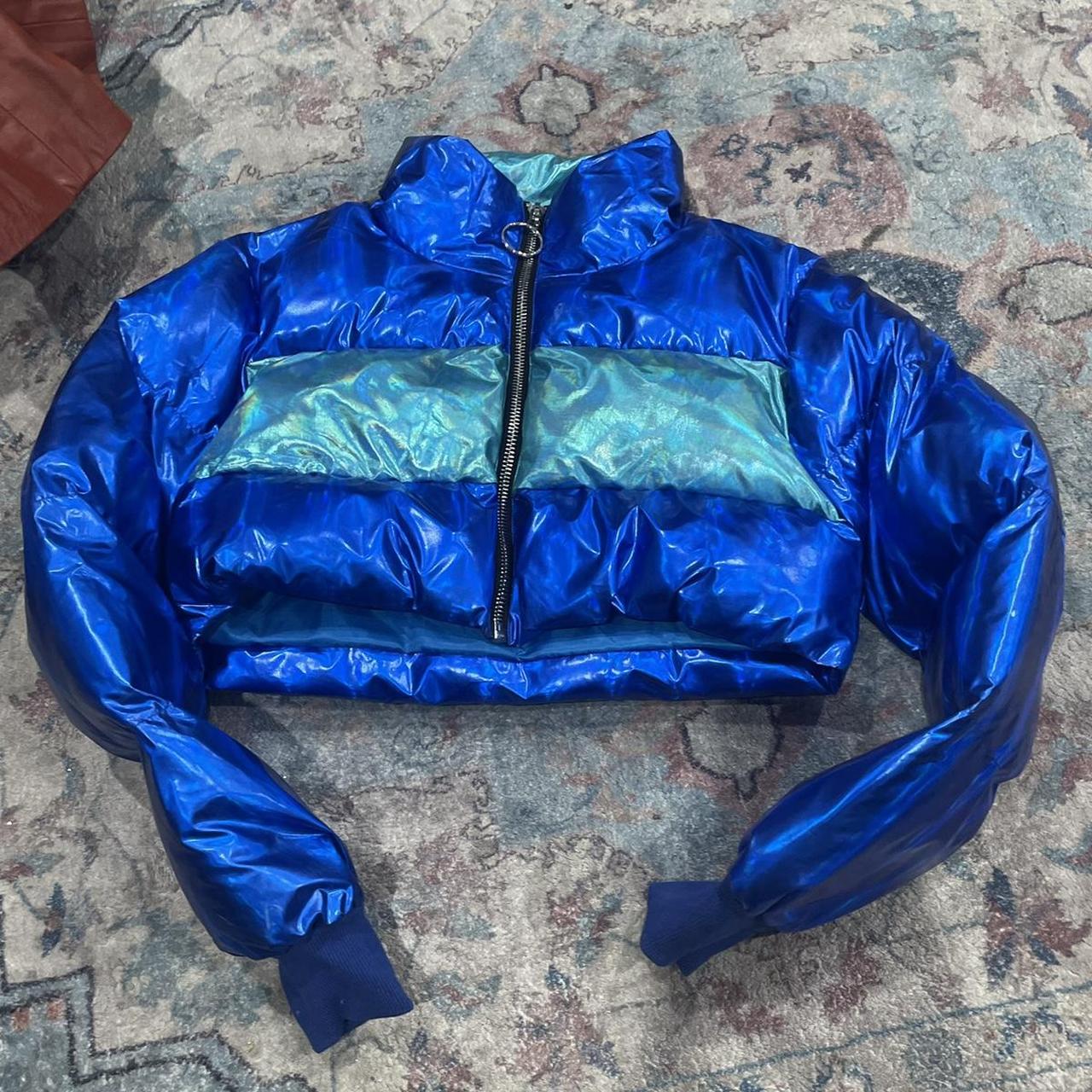 Dollskill puffer - Depop