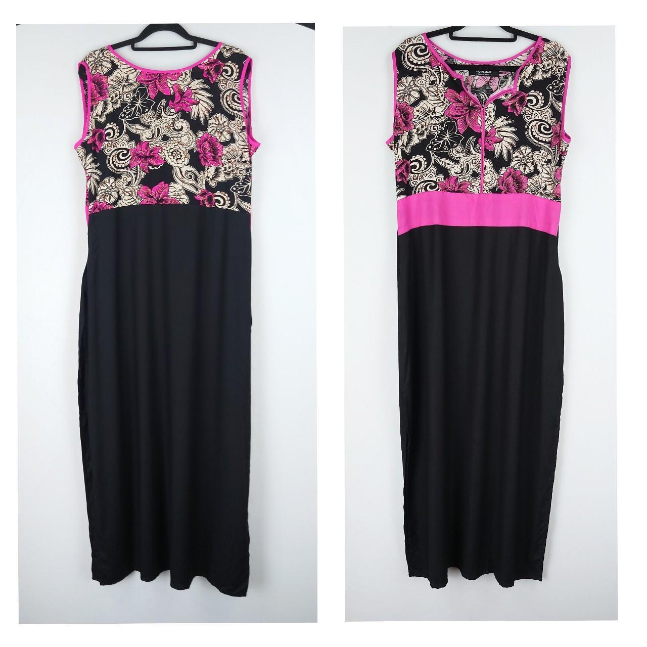 A gorgeous straight maxi dress with very high side... - Depop