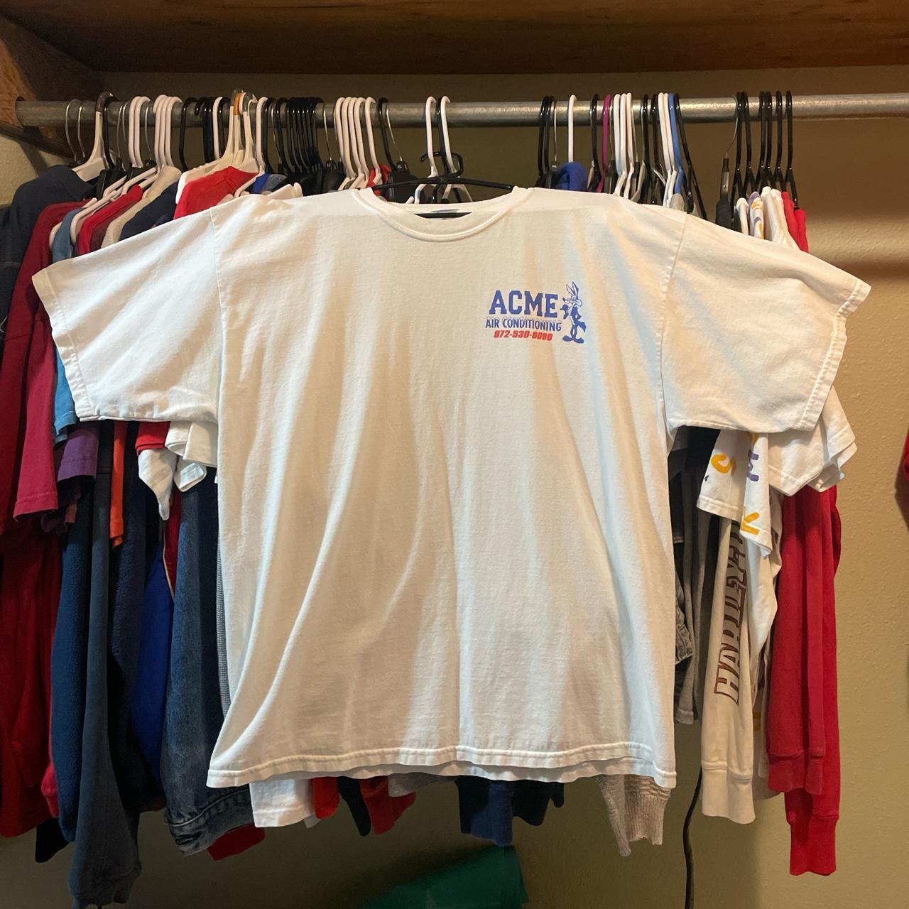 Acme tee Size XL No stains - Depop
