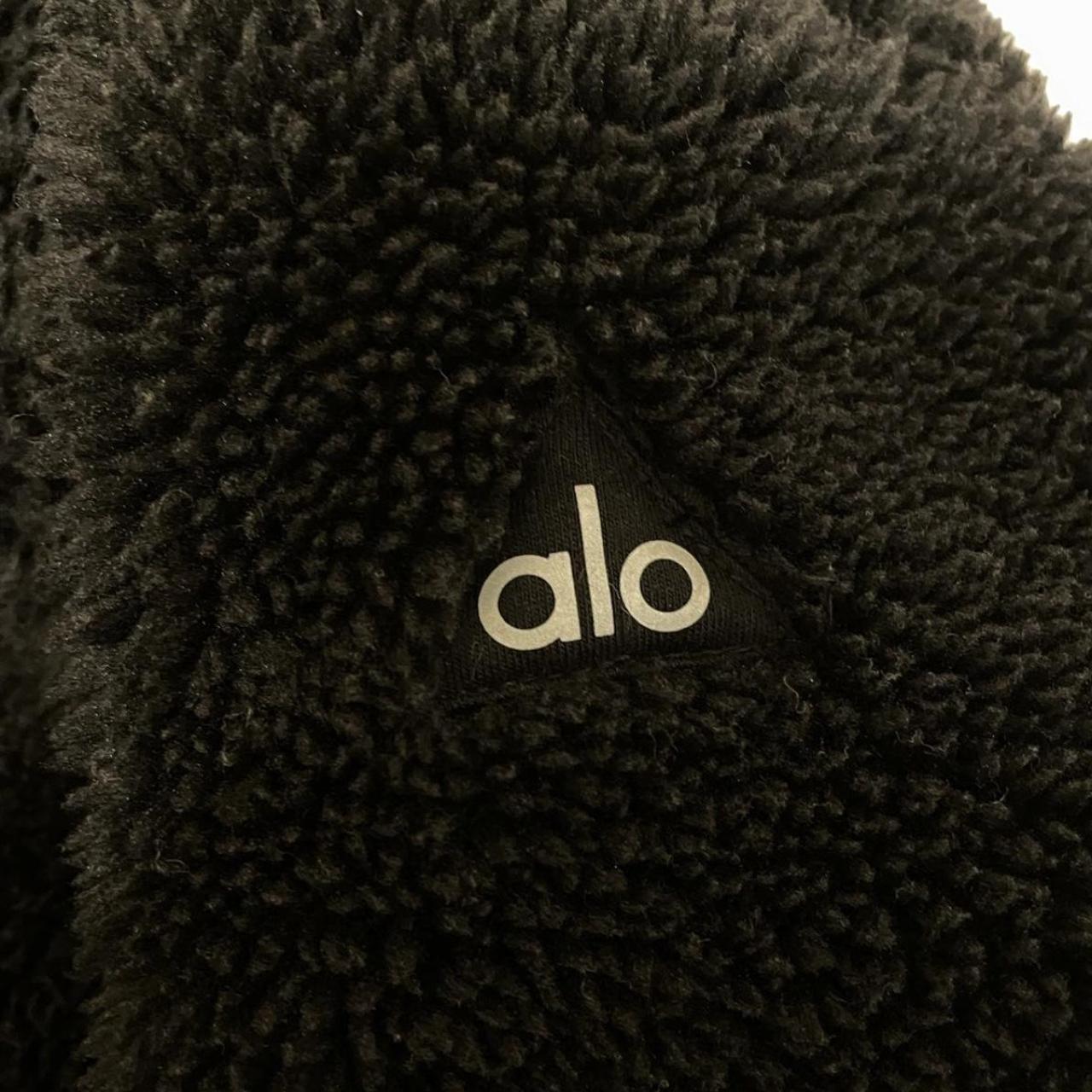 Alo Yoga Women's Coat | Depop