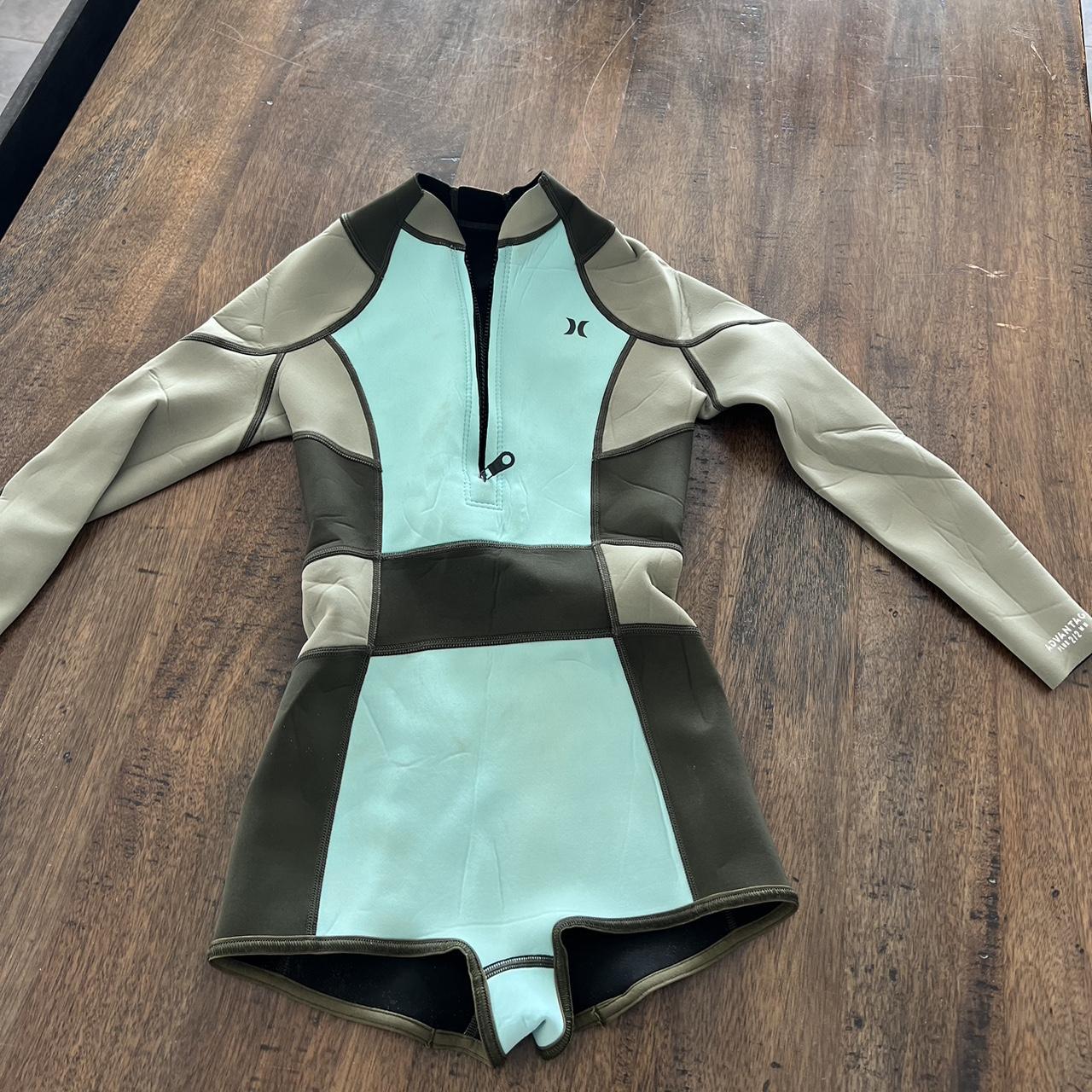 Wetsuit Worn once! In really good condition. - Depop