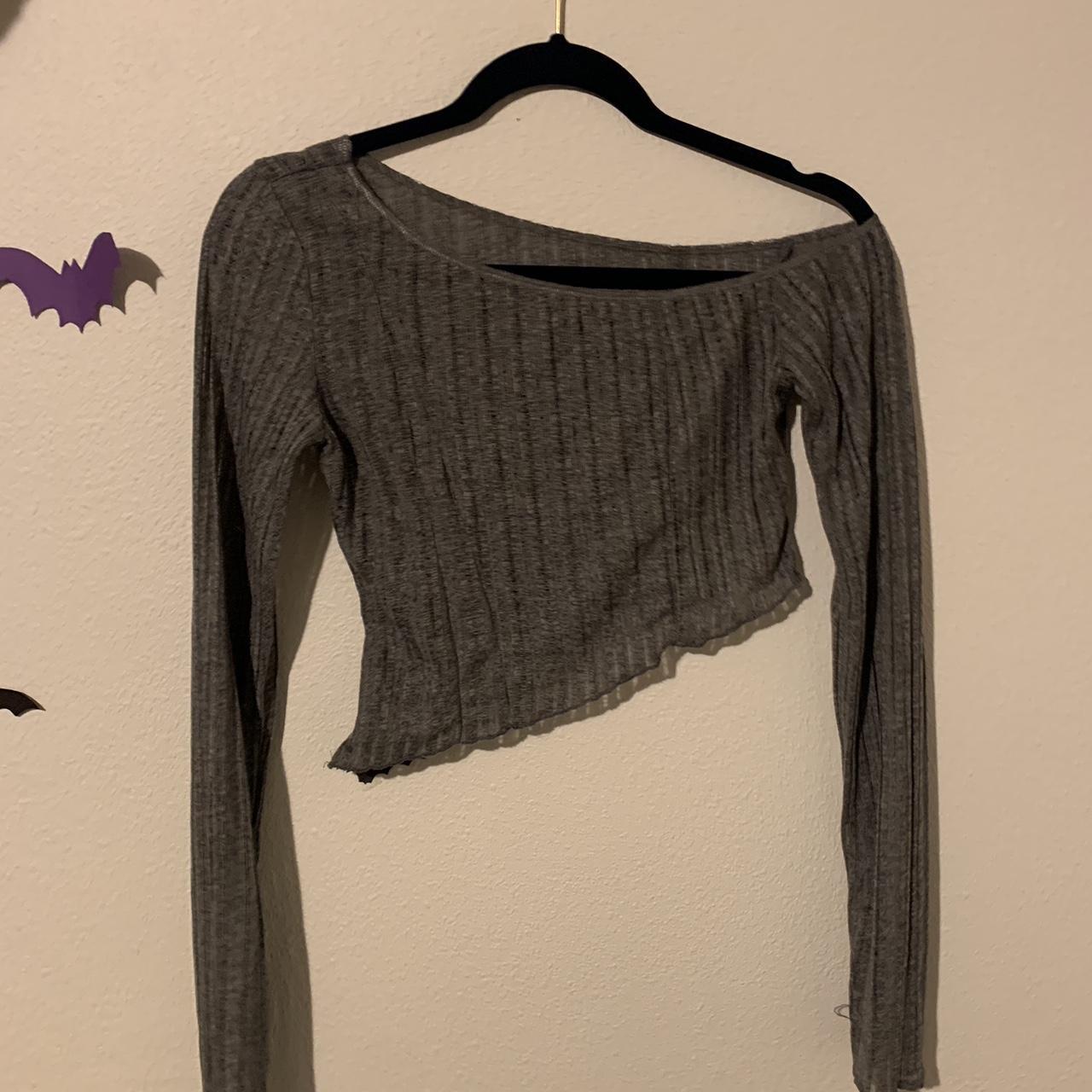 Cute one shoulder gray long sleeve - Depop