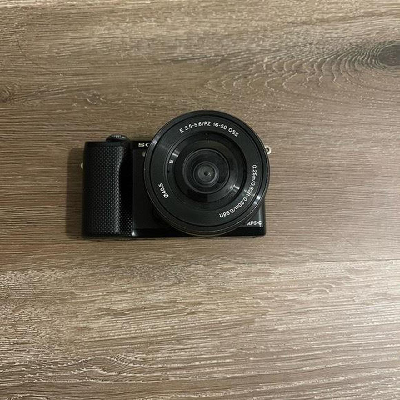 sony alpha a5000 mirrorless digital camera ... | Depop
