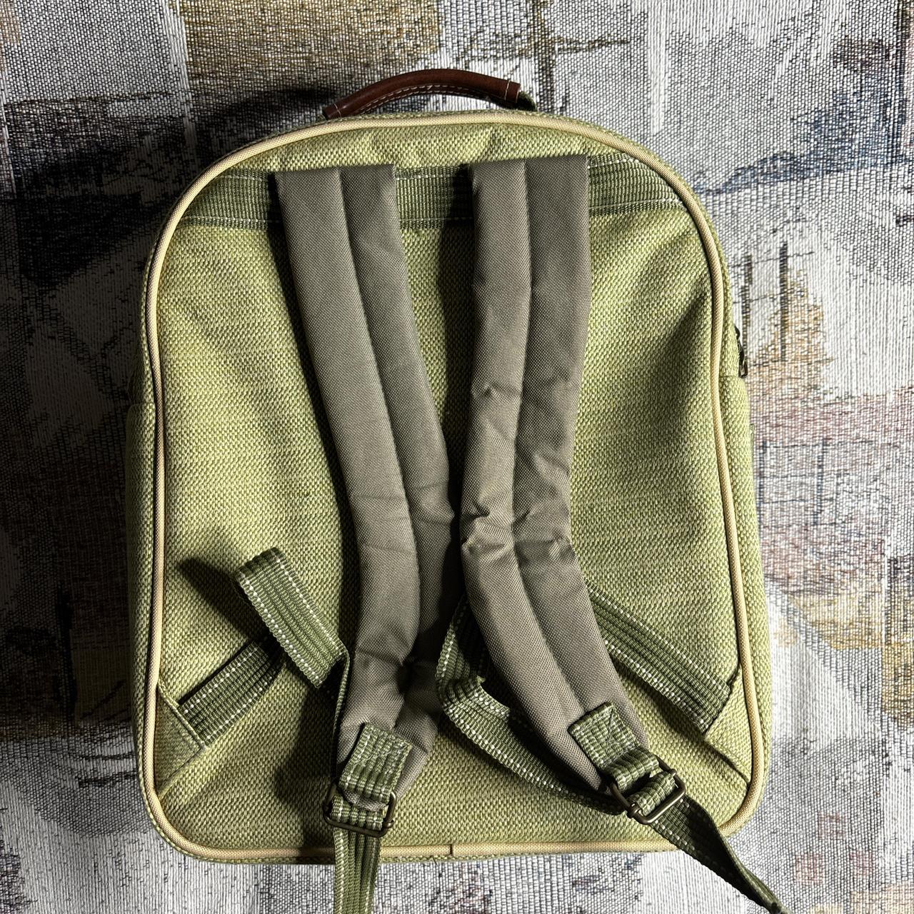 Vintage 60s type Green and tan picnic backpack with... | Depop