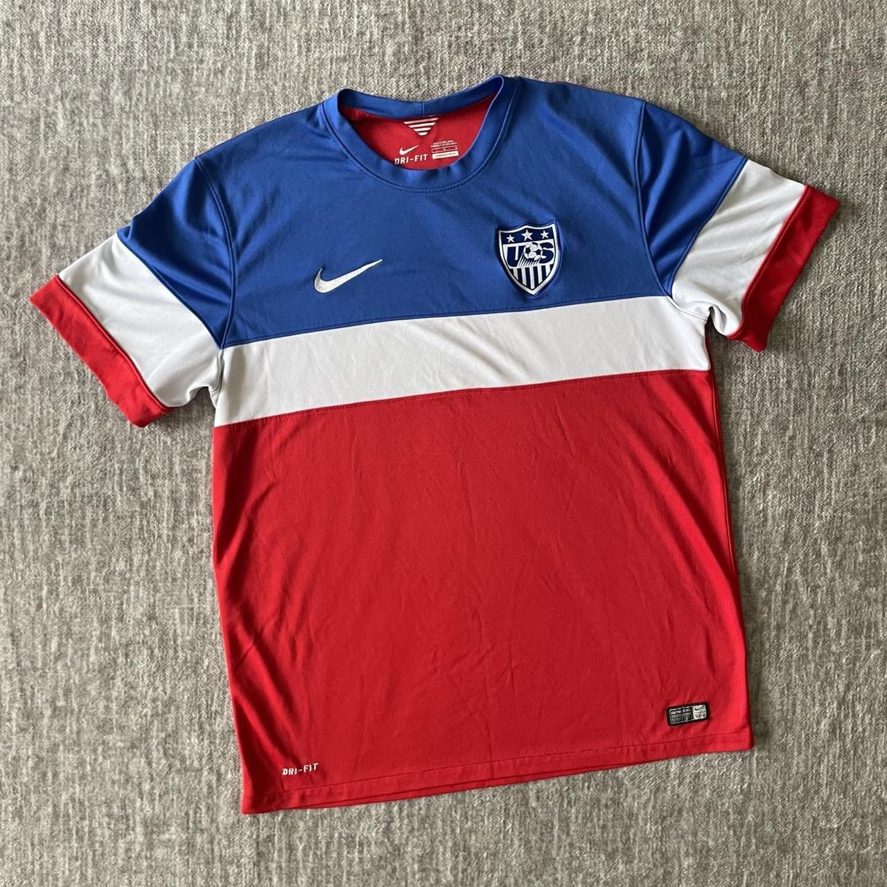 Nike USA soccer jersey #soccer #USMNT | Depop