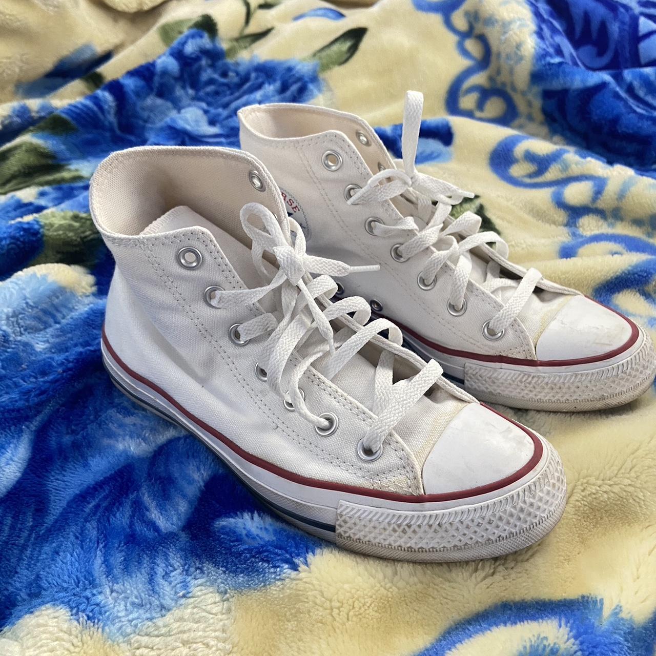 READ BIO White All Star Converse Size 7 Womens worn... - Depop