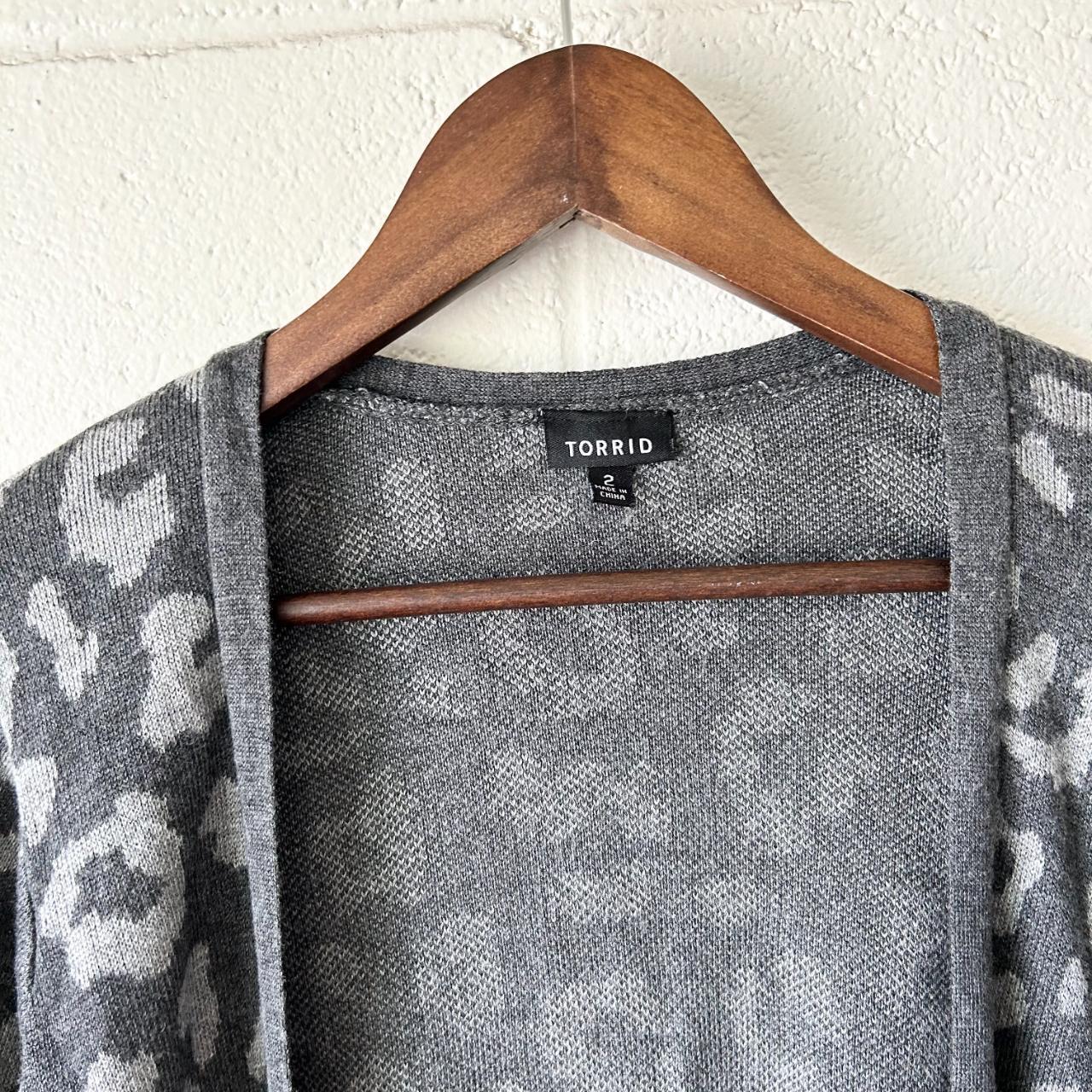 - Torrid Gray Leopard Animal Print Long Sleeve Plus... - Depop