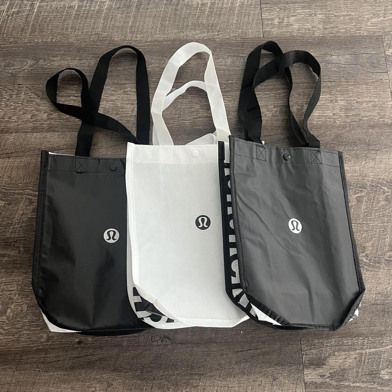 Lululemon Women's Black and White Bag | Depop