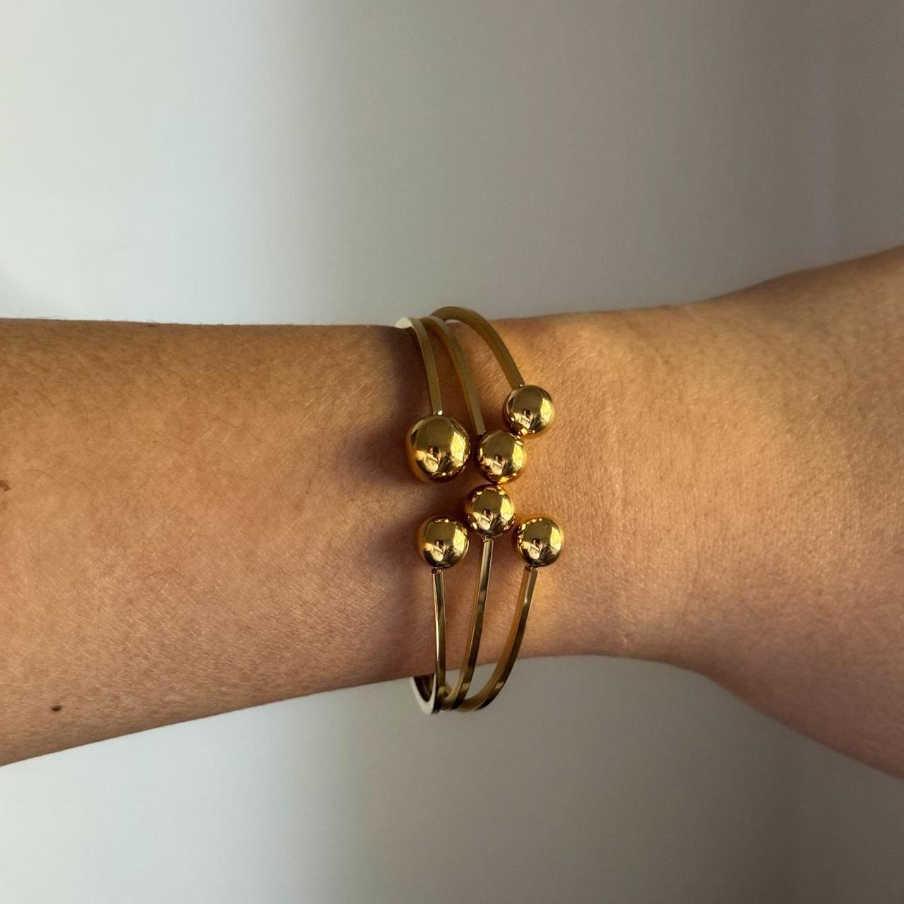18K Gold Plated Bubble Bangle - Depop