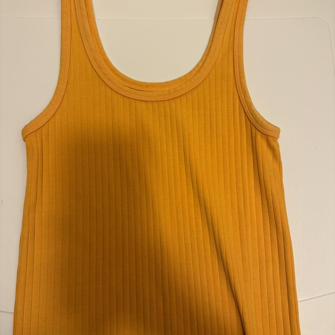 aerie orange ribbed tank top xs but can also fit a... - Depop