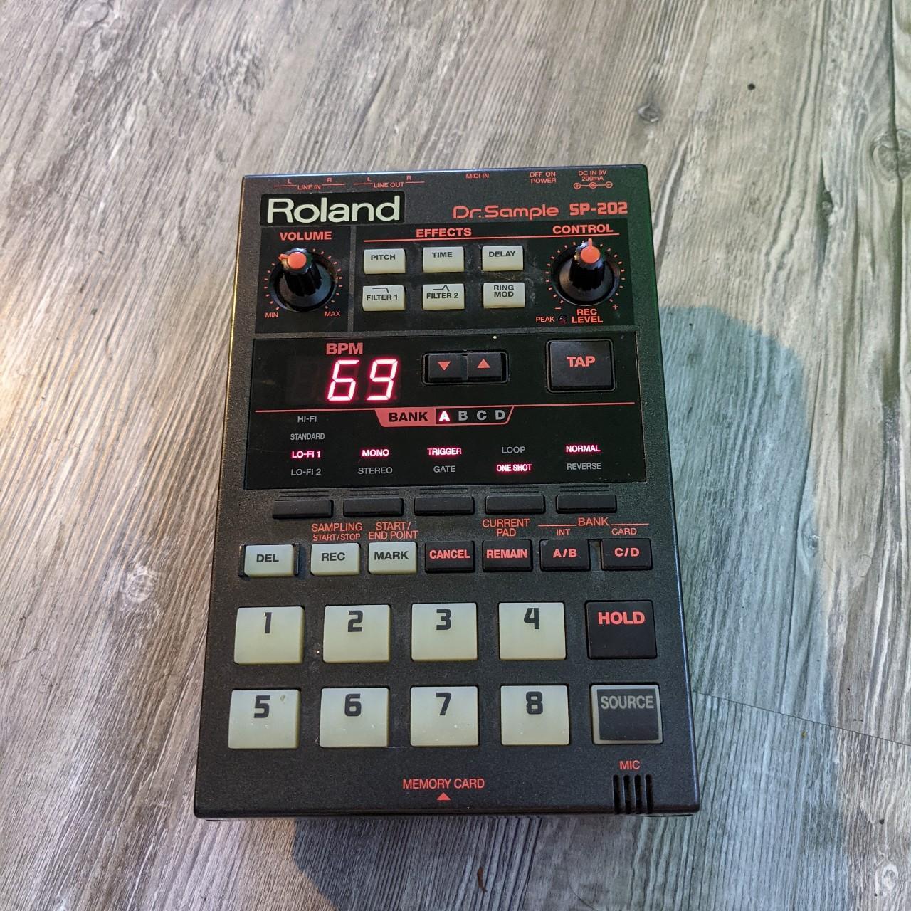 🖤Roland Dr.Sample SP-202 Vintage Sampler Looper Drum... - Depop