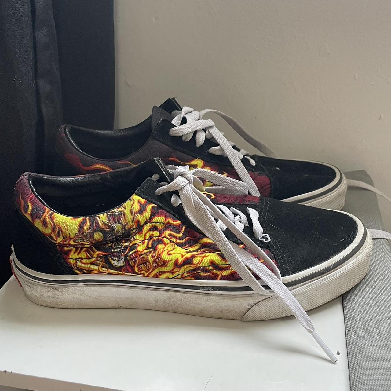 VANS shoes Men’s 5.5 woman’s 7 #vans #shoes... - Depop
