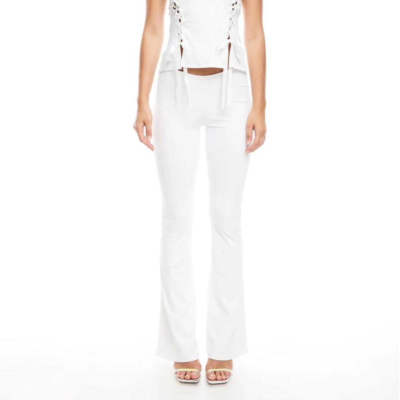 Lioness low rise white pants - size s (25’-26’) -... - Depop