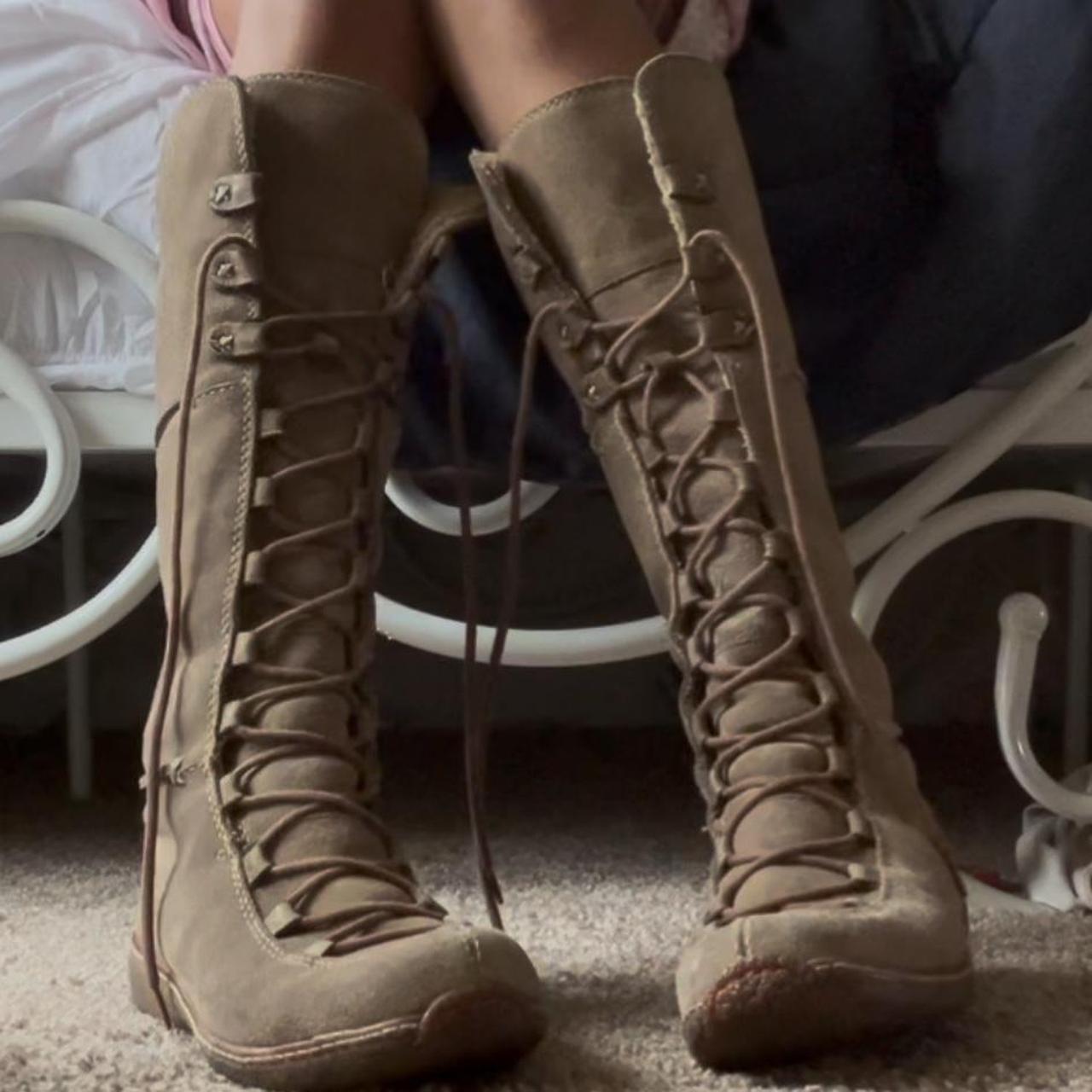 -unique vintage timberland boots -fur on the inside... | Depop